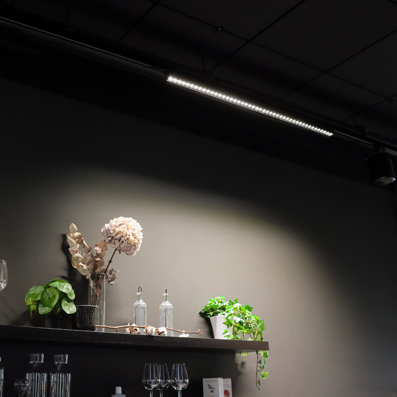 Trio - Lineær armatur til skinne 1,2m